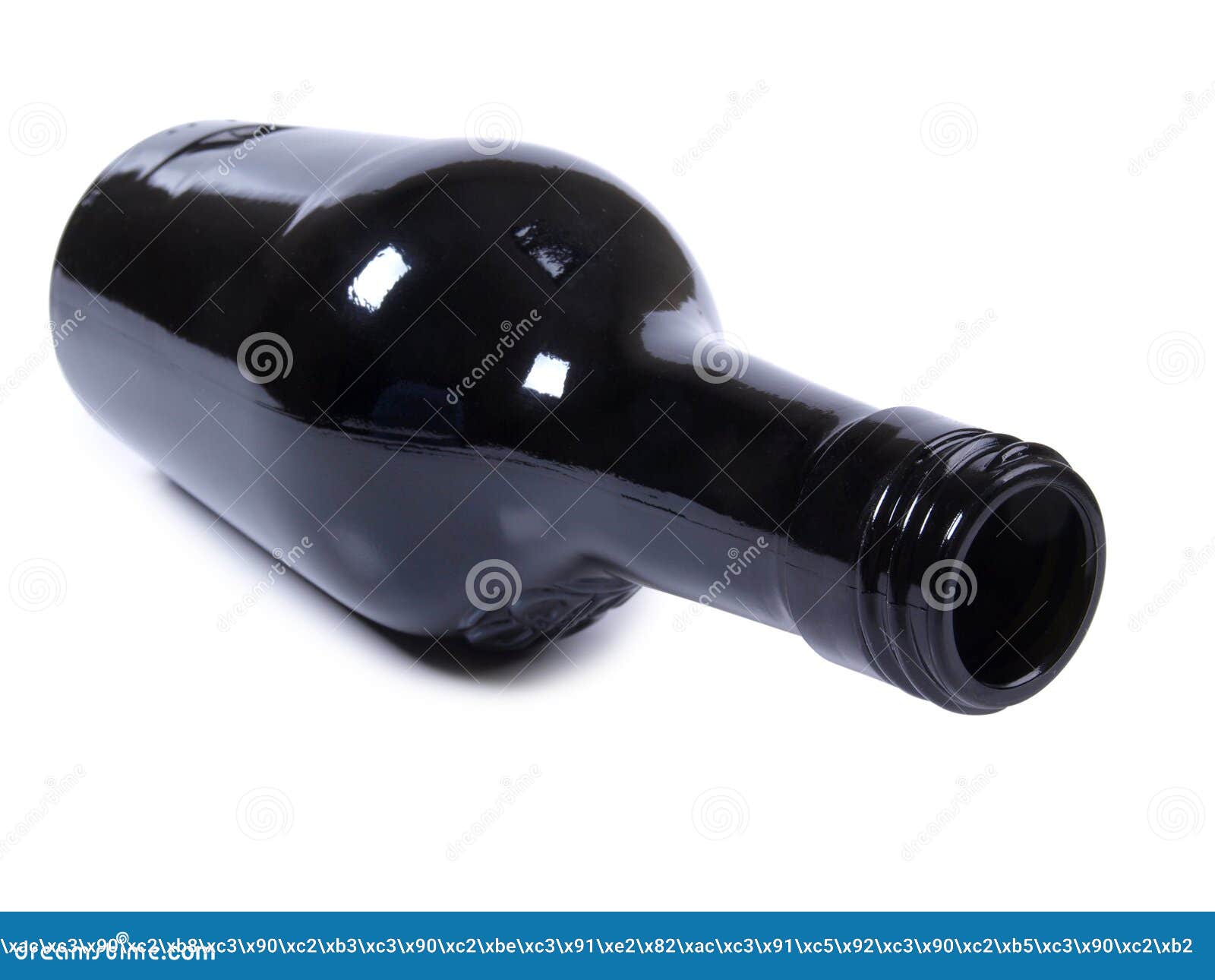 Zwarte fles alcohol stock foto. Image of cocktail, glanzend - 24055088