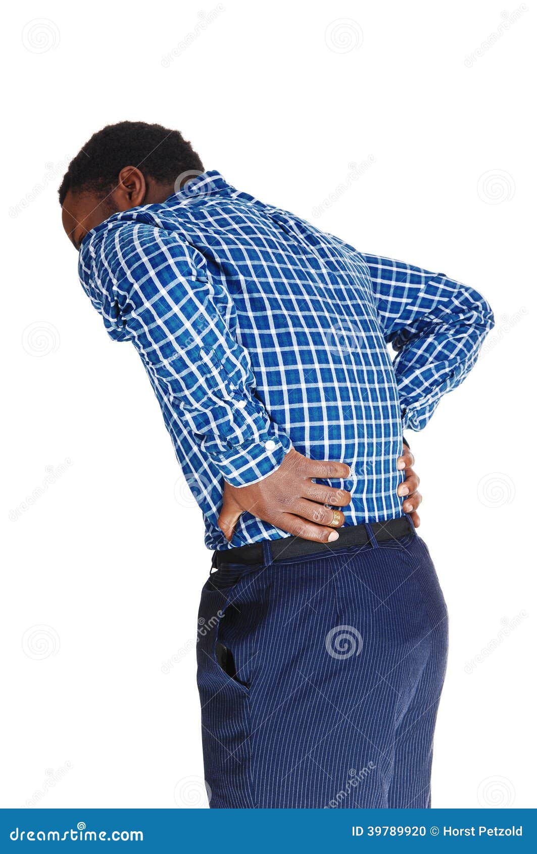 Zwarte mens met rugpijn. stock foto. Image of denken - 39789920