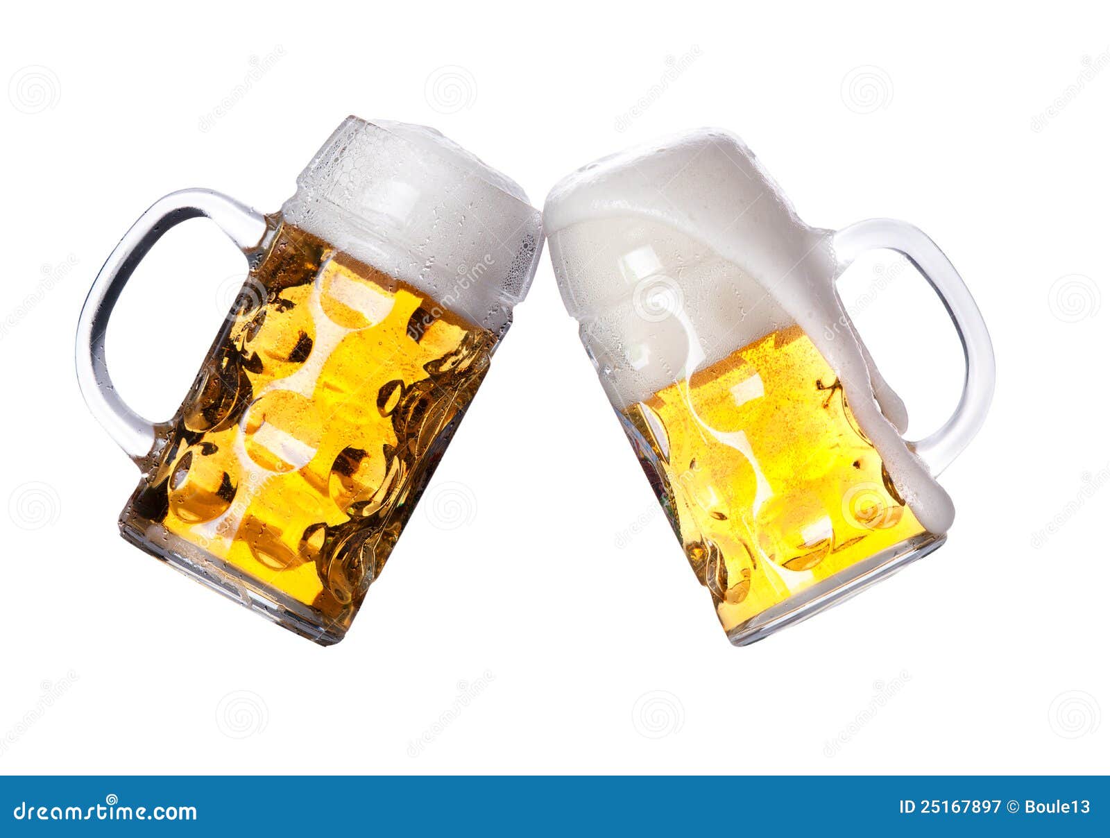 Zwei Biere, Die Einen Toast Bilden Stockbild - Bild von überlaufen ...