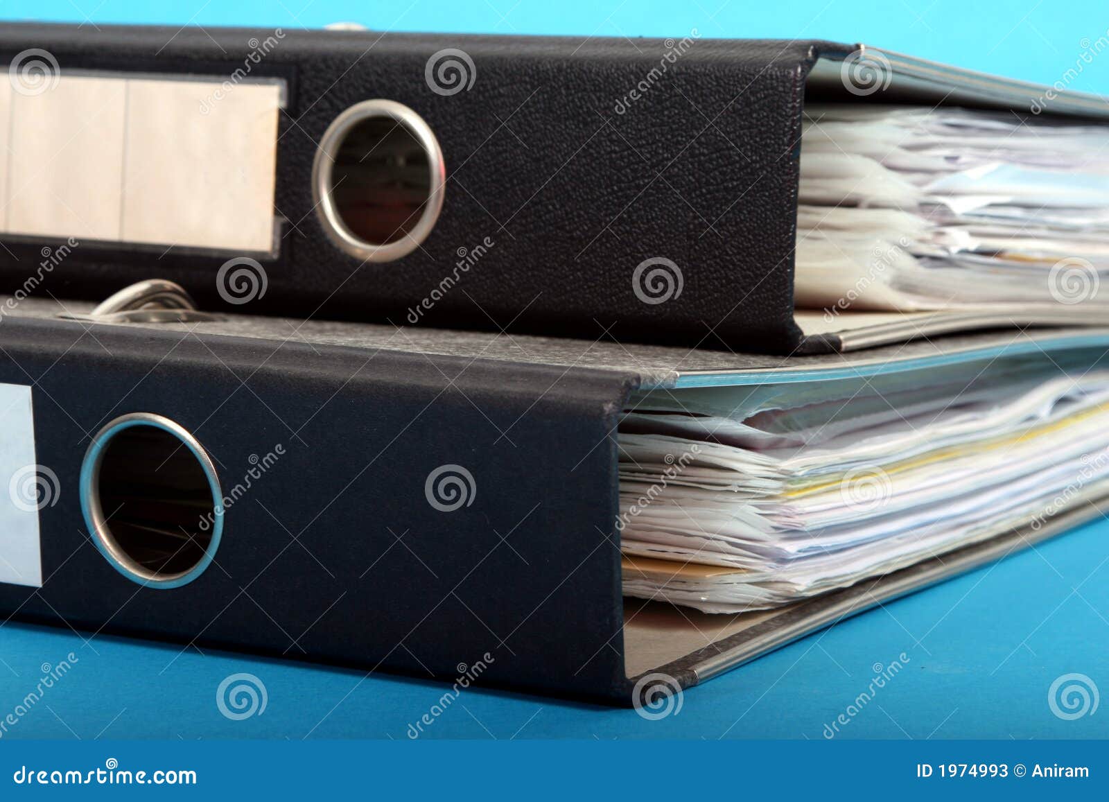 Zwei Mappen stockbild. Bild von zubehör, archiv, hebel - 1974993