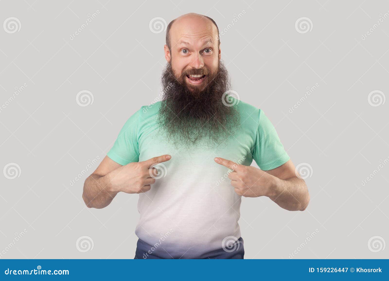 ¿quién ¿yo Retrato De Sorprendido Calvo De Mediana Edad Con Barba