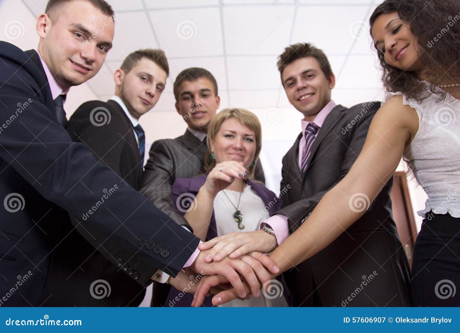 Équipe Harmonieuse Amicale D'affaires Image stock - Image du entreprise, harmonieux: 57606907