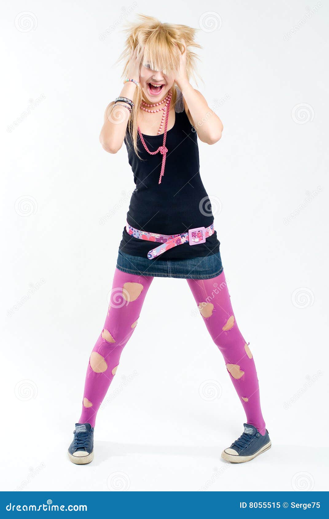 девушка emo screaming стоковое изображение. изображение насчитывающей девушка - 8055515