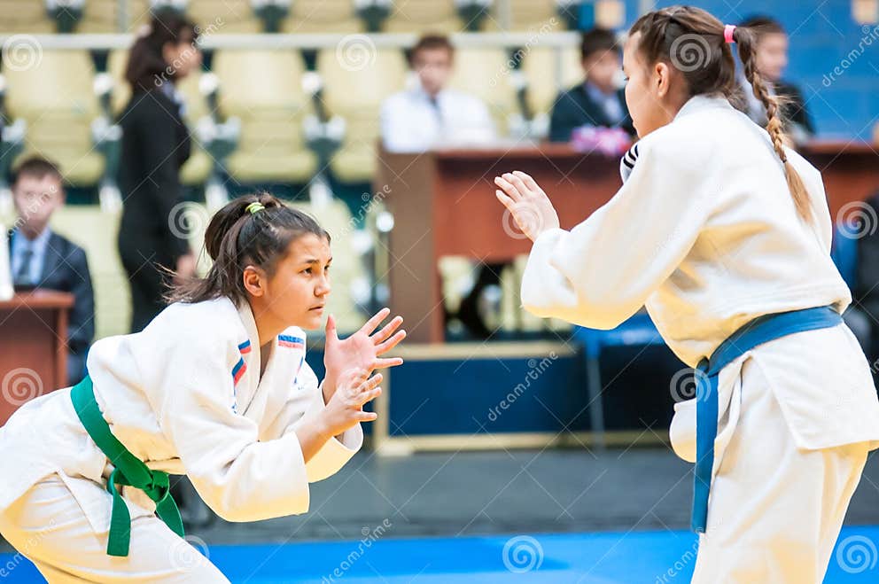 女孩judoka 编辑类图片. 图片 包括有 户内, 球员, 生活方式, 人们, 战斗, 运作, 健康, 行程 - 47390030