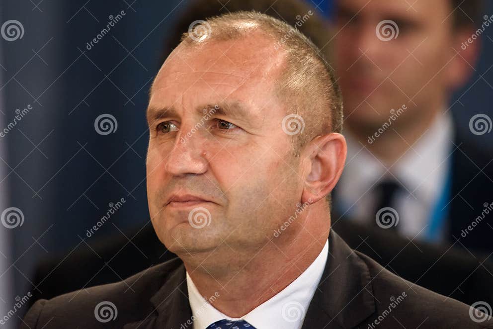 瘤胃Radev，保加利亚的总统 图库摄影片. 图片 包括有 新闻, 非正式, 政客, 工作, 建造者, 在期间 - 126091617